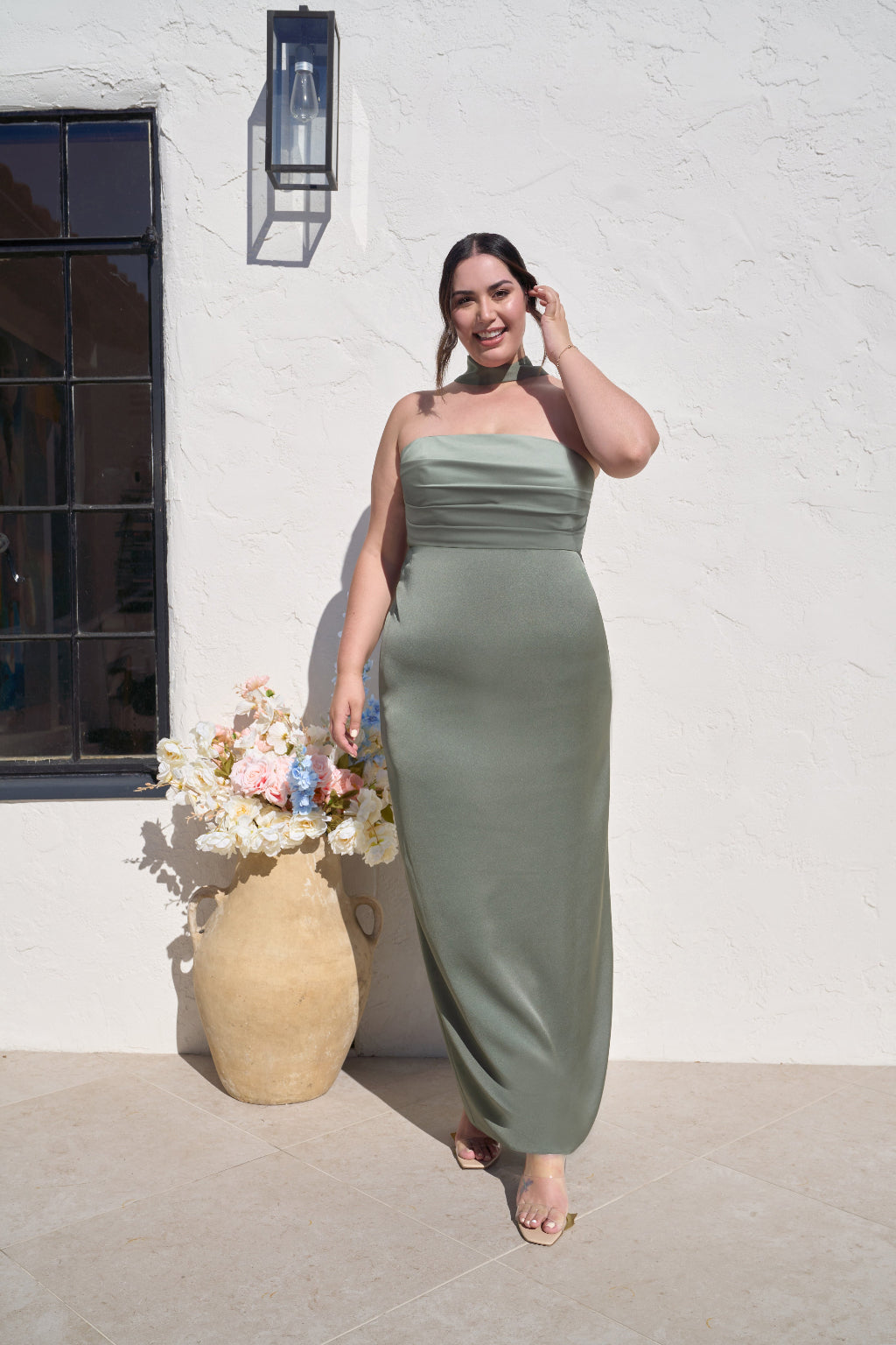 Imogen Dress Try On Sizes 12-18